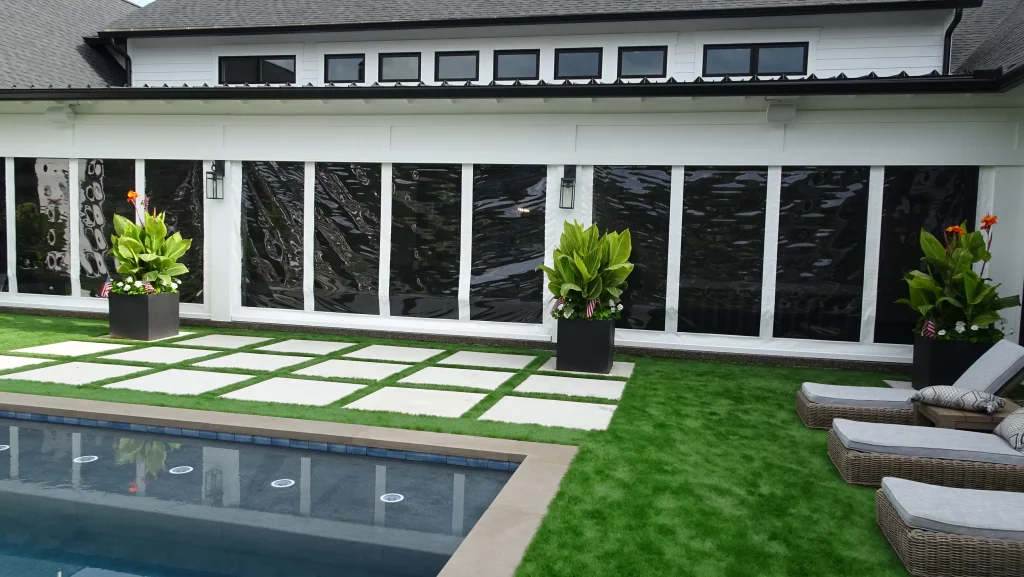Vinyl And Mesh Retractable Combo Screens Provide Luxurious Comfort | Stoett